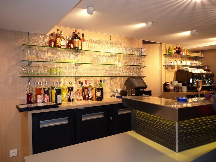 Agencement Bar Tabac Restaurant Hotellerie Restaurateur Hotel Rennes ...